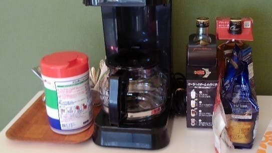 テーブル・16人分椅子常設でキッチン付き、会議等に多目的に使用出来ますの写真9