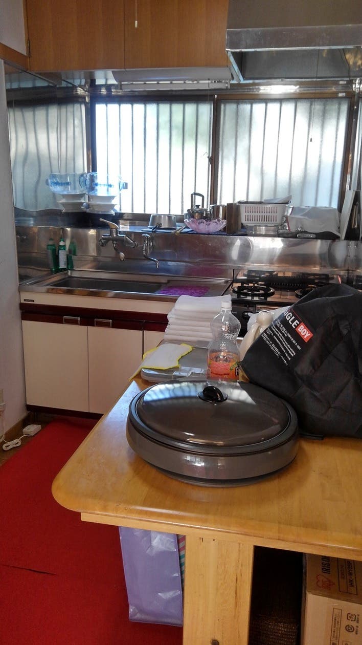 テーブル・16人分椅子常設でキッチン付き、会議等に多目的に使用出来ますの写真18