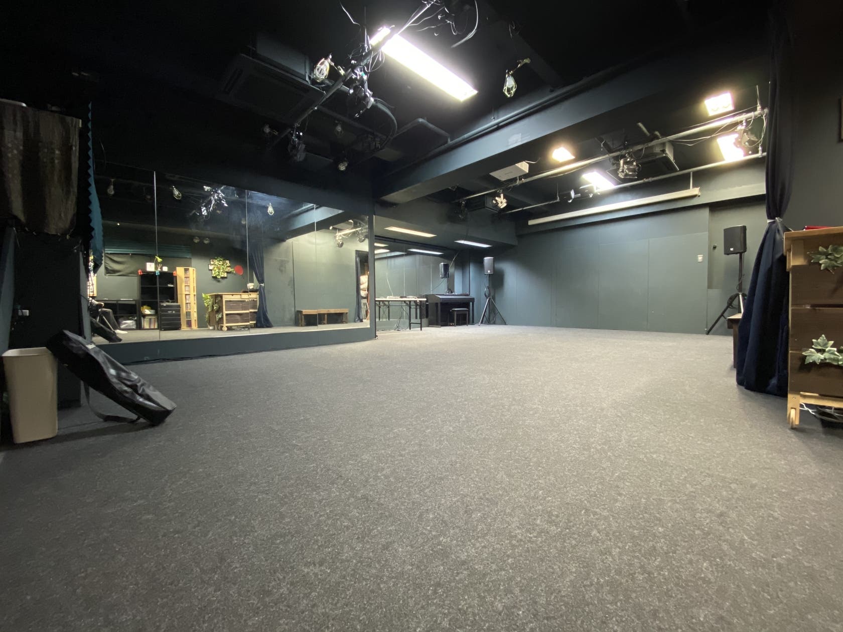 目黒駅からわずか6分！チワワだけど色々使えるマルチスタジオ！小規模なライブやセミナー、動画配信まで！の写真5