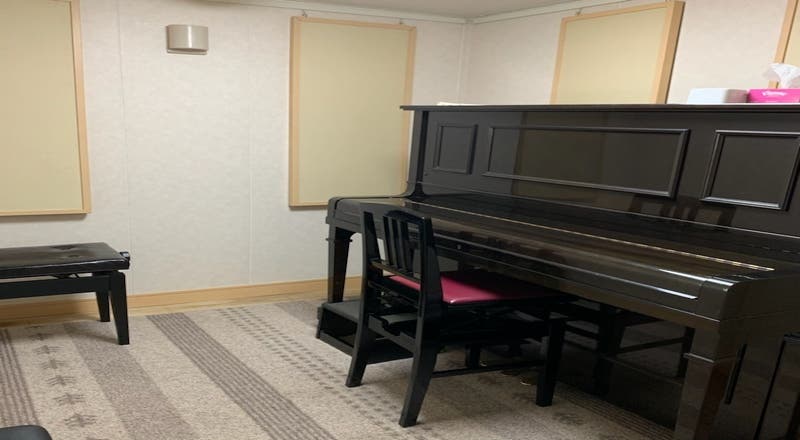 【個室ピアノ防音室】駅徒歩1分のレンタルスタジオ！個人練習にどうぞ