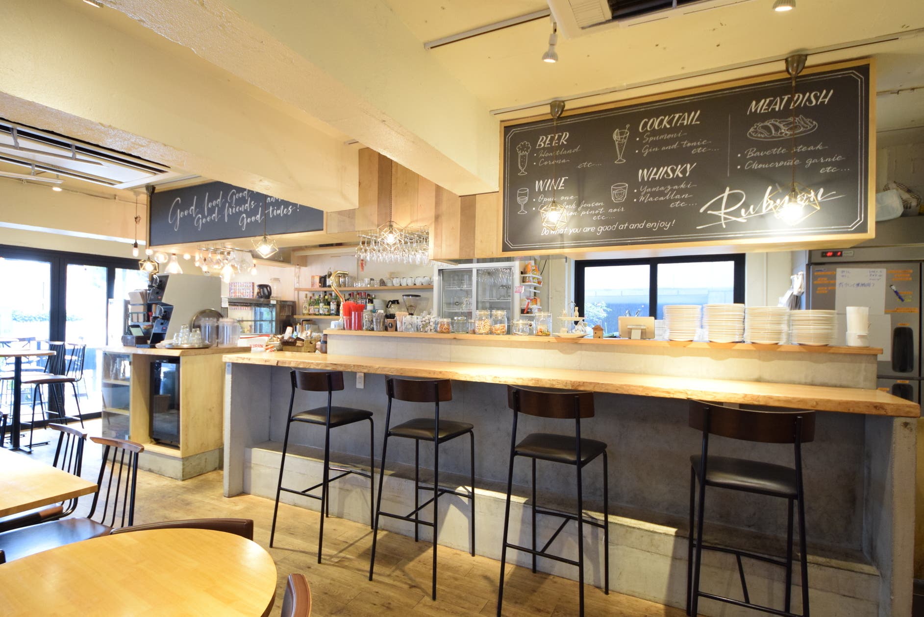 【渋谷・表参道・青山】 レンガ壁の外観が特徴的な路面実店舗カフェ。動画やスチール撮影など様々な用途に使えるレンタルスペース。の写真5