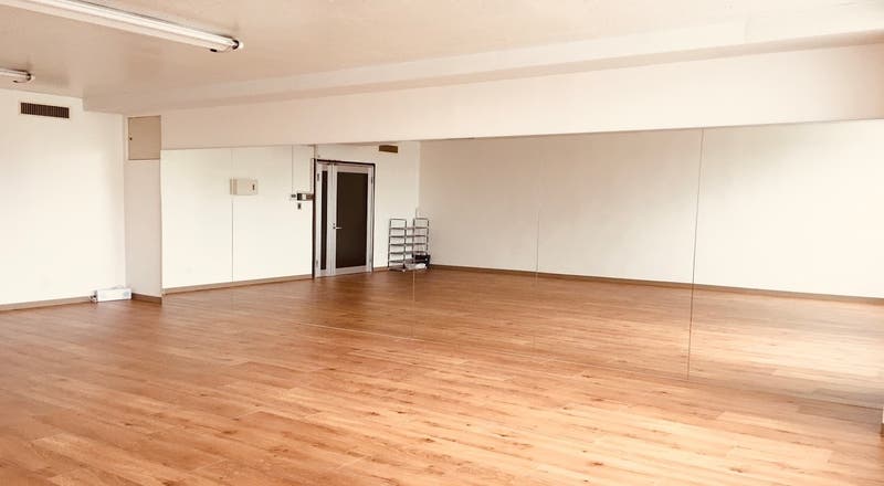 【ダンススタジオメイザ】ダンス・ヨガなどに最適！近隣にコインP有・写真・動画撮影などにもご利用可！
