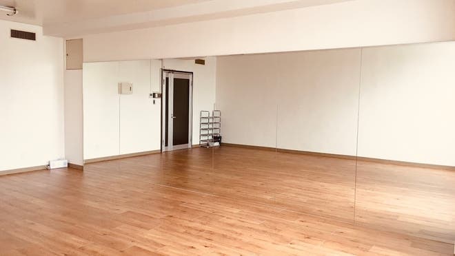 【ダンススタジオメイザ】ダンス・ヨガなどに最適!近隣にコインP有・写真・動画撮影などにもご利用可!の写真1