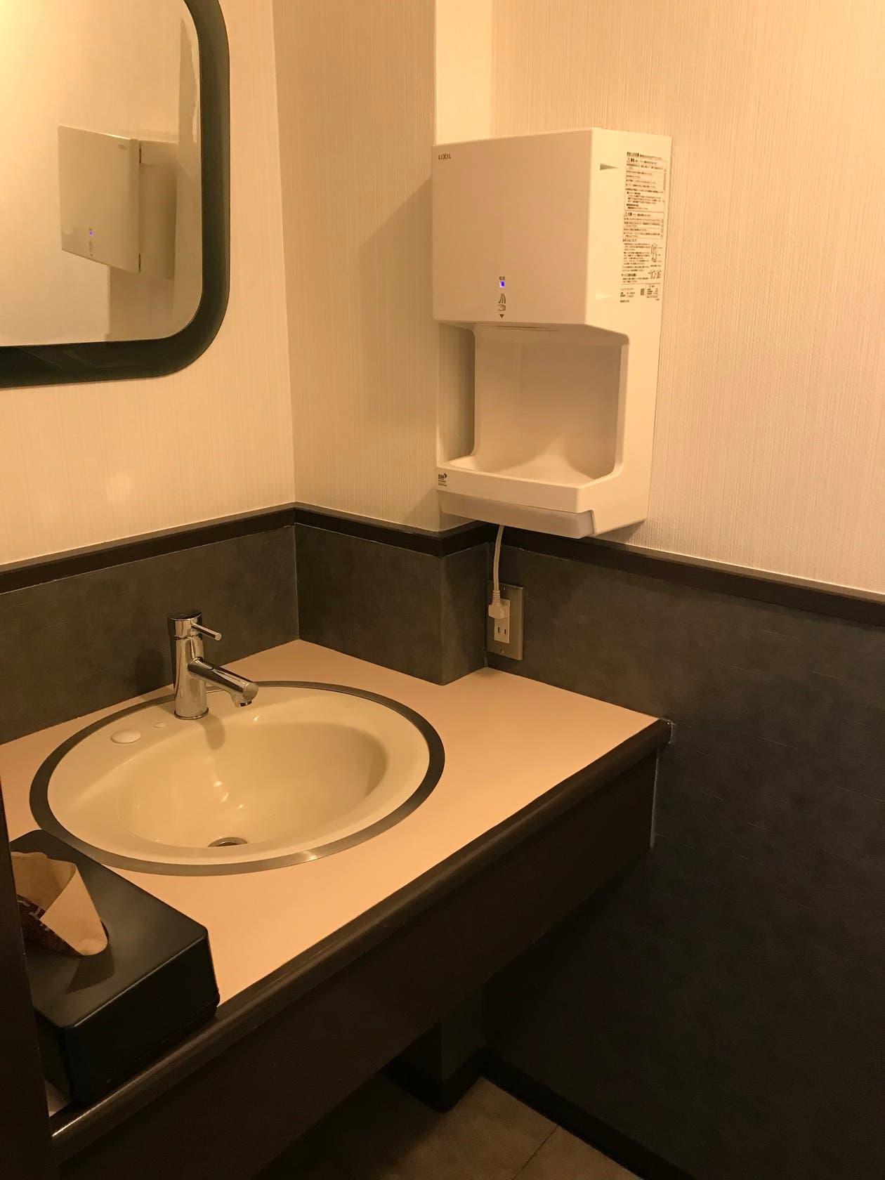 京都 東山区 東福寺にある喫茶店スペースです。会議やママ会、子供会にご利用ください。の写真26