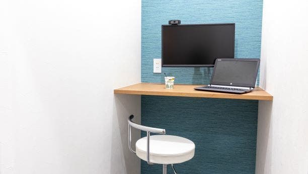 【BIZcomfort神戸元町】JR・阪神「神戸元町駅」から徒歩1分!1名用WEB会議専用ルームの写真1