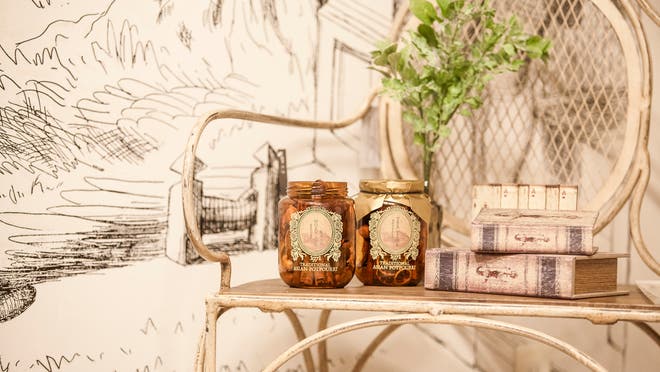 秋葉原駅徒歩1分!会議・セミナー・研修・パーティー・撮影が映える!おしゃれなレンタルスペース 【『アリスのホワイトルーム】の写真17