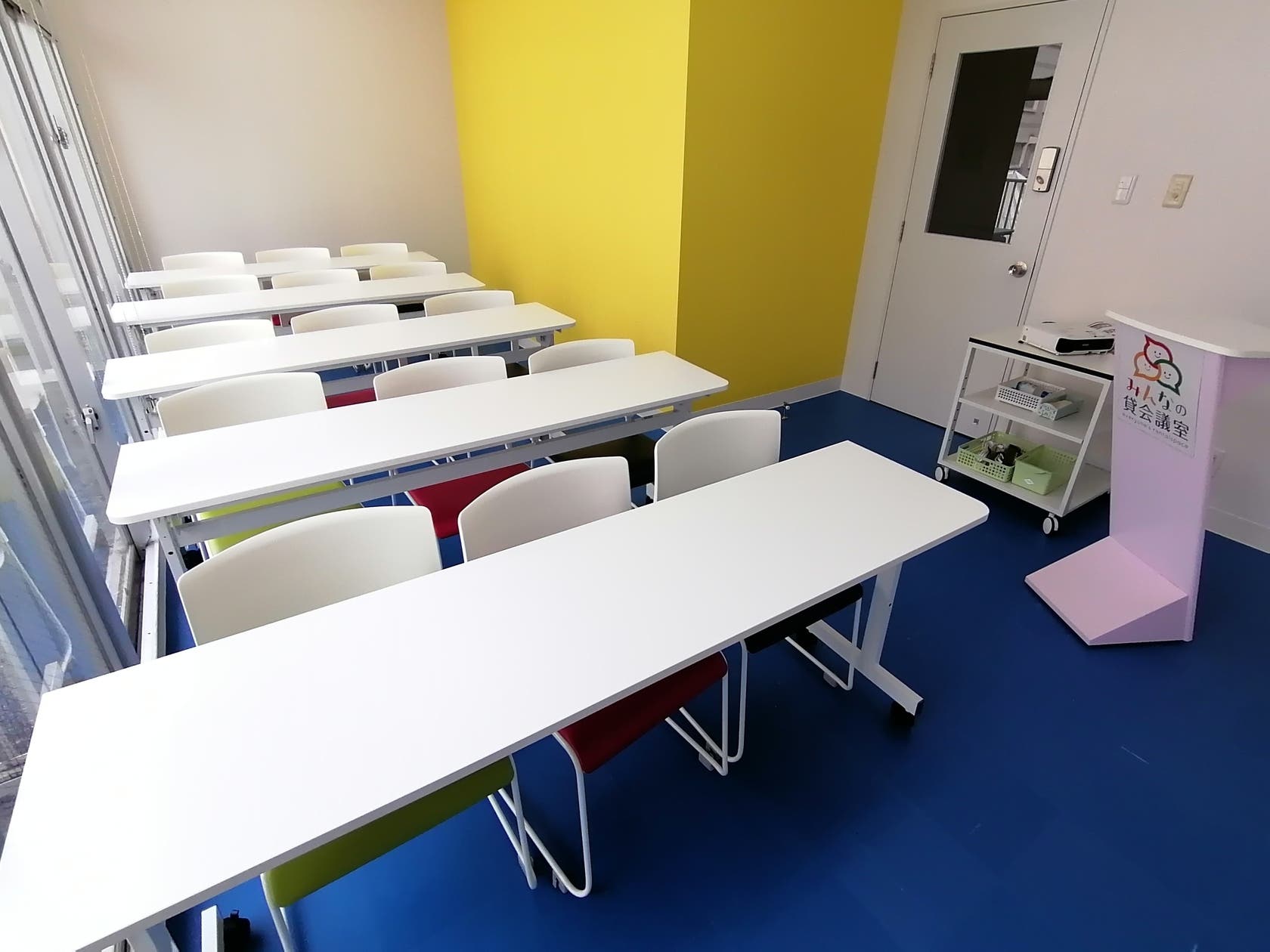 【旭橋駅徒歩3分】定員15+α名！プロジェクター含む備品・高速Wi-Fi無料！泉崎503会議室の写真8