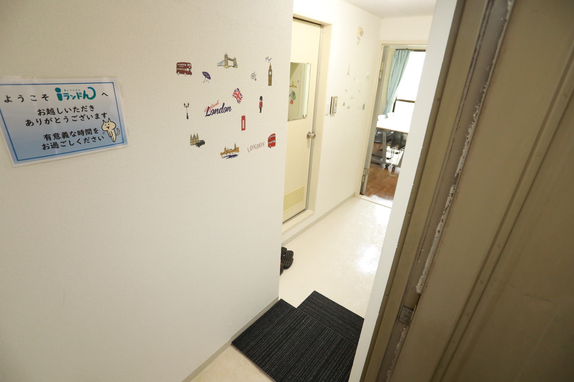 【京都駅前ステーション302】駅出口から徒歩４分のテレワーク応援スペース！会議に集まりにワークに勉強会に趣味作業にも最適の写真15