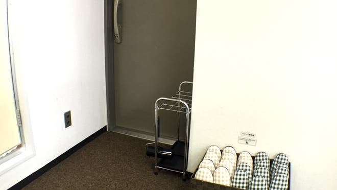 【新宿西口駅近】プロジェクター・WiFi全て無料!ふれあい貸し会議室 新宿B-801(旧ワンコイン会議室新宿 新宿西口会議室A)の写真16