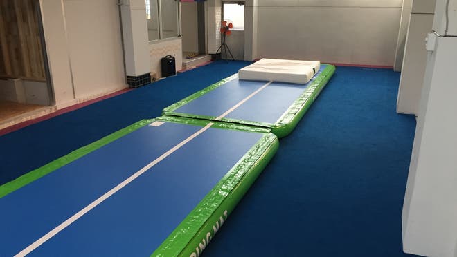 【元銭湯の多様性スタジオ】天井高6m☆アクロバット、殺陣やアクション・稽古場!!ダンスや撮影にも!!!の写真1