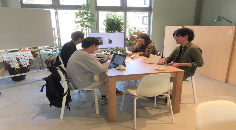 カフェ・オフィス併設のレンタルスペース！ワークショップ、教室、会議、イベントなどでご利用ください！