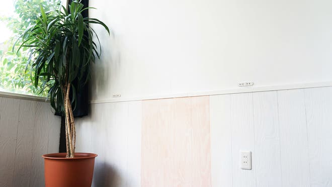 渋谷駅徒歩3分|画廊を再現した撮影スタジオ|白基調の空間はあらゆる撮影に対応可|大量のアンティーク額縁|自然光◎|Cstの写真7