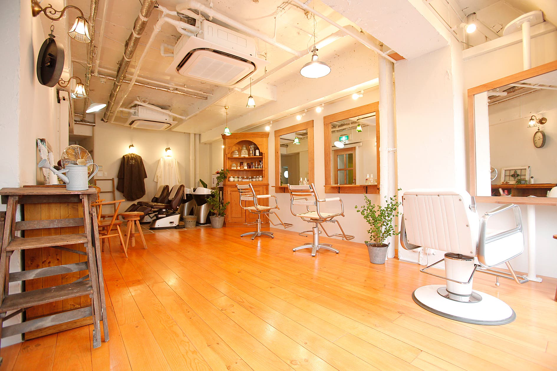 お洒落な撮影から会議、勉強会などなんでもご相談くださいませの写真5