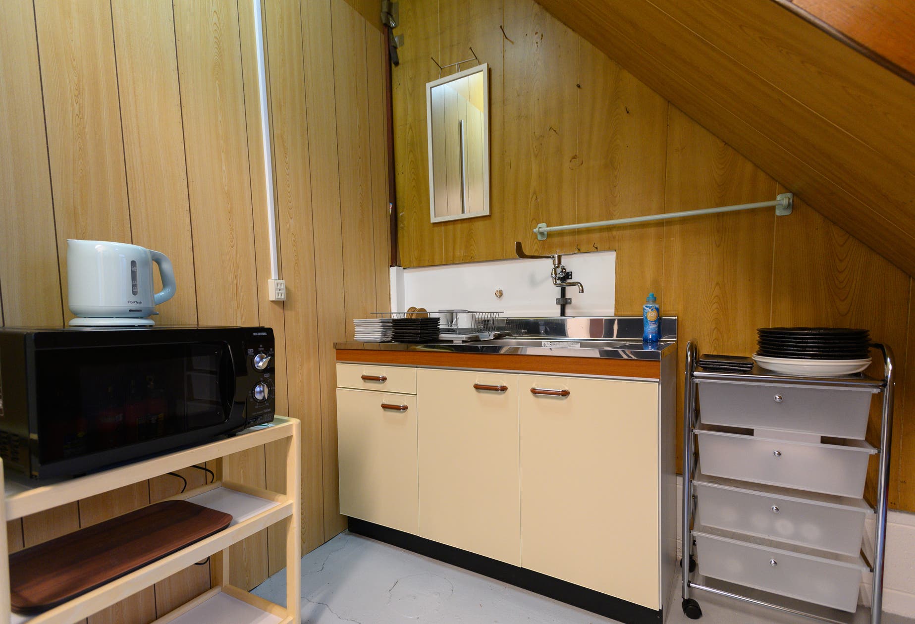 【今宮駅から徒歩３０秒】撮影スタジオ！カフェ＆バー設定のオシャレ空間、 大衆居酒屋のテーブル席＆座敷の写真10