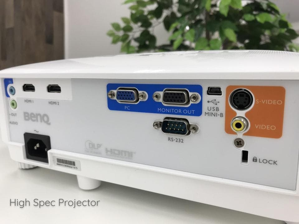 ◆エブリグランデ新大阪◆広々100㎡＆54名テーブル着席❗️新大阪駅東口徒歩0分❗️超高速NURO光WiFi✨の写真9