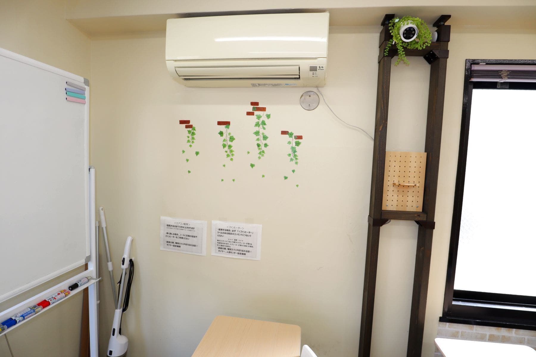 超高速光回線・Wi-Fi/大型モニタ/感染症対策グッズ/即予約★神田駅徒歩3分のテラス＆応接付き会議室の写真11