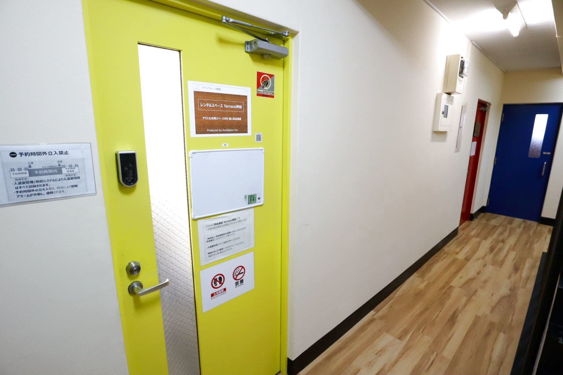 超高速光回線・Wi-Fi/大型モニタ/感染症対策グッズ/即予約★神田駅徒歩3分のテラス＆応接付き会議室の写真25