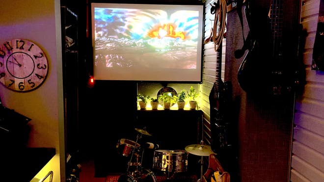 ホステル1階BARスペースの写真8