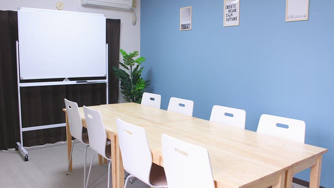 船橋駅徒歩3分!船橋で最も駅に近いスペース♪会議、撮影、ボードゲーム、などで利用可能!WIFI、プロジェクター等無料!光回線の写真1