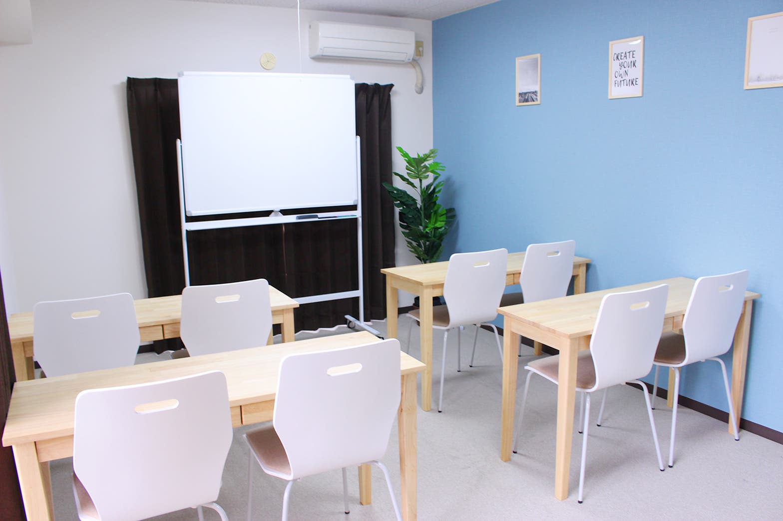 船橋駅徒歩３分！船橋で最も駅に近いスペース♪会議、撮影、ボードゲーム、などで利用可能！WIFI、プロジェクター等無料！光回線の写真4