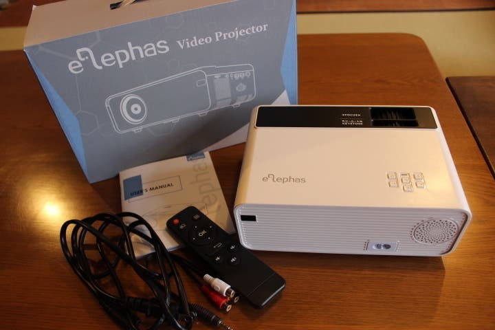 プロジェクターとスクリーンの画像2