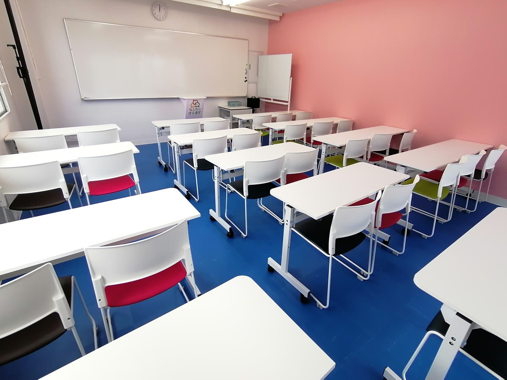 【旭橋駅徒歩3分】定員33+α名！プロジェクター含む備品・高速Wi-Fi無料！泉崎602会議室の写真12