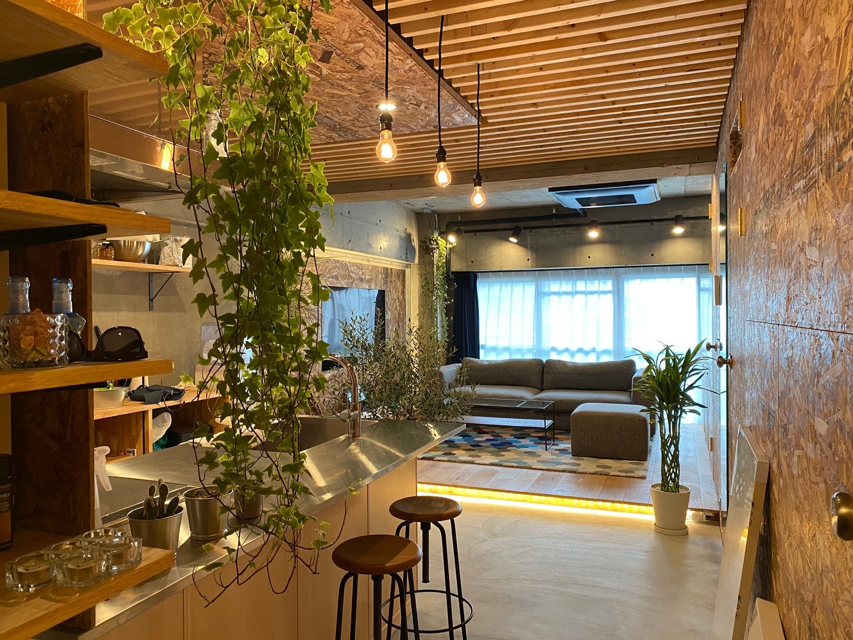 【西新宿駅徒歩2分】フルリノベーションスペース、～ポートレート撮影/広告動画撮影/コスプレ撮影/女子会/誕生日会などの写真6