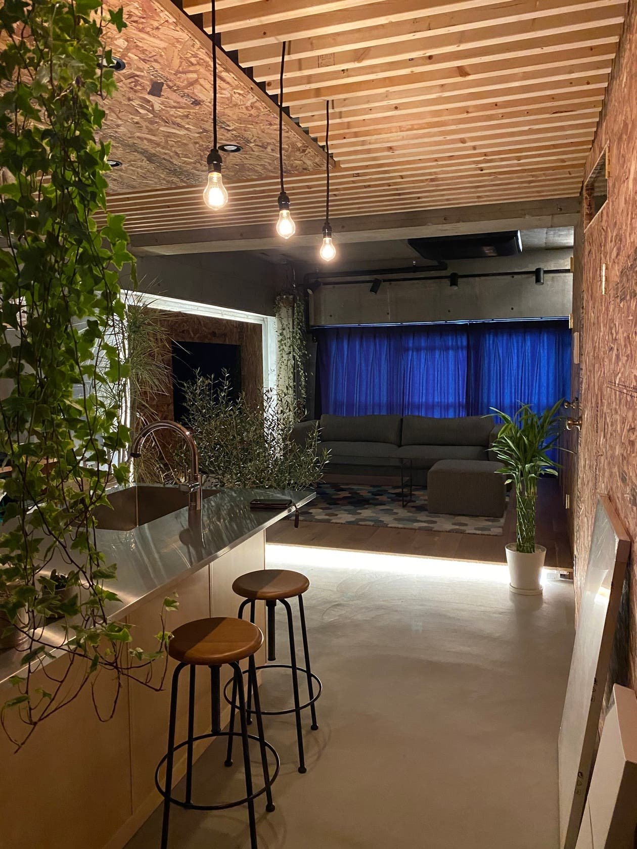 【西新宿駅徒歩2分】フルリノベーションスペース、～ポートレート撮影/広告動画撮影/コスプレ撮影/女子会/誕生日会などの写真9