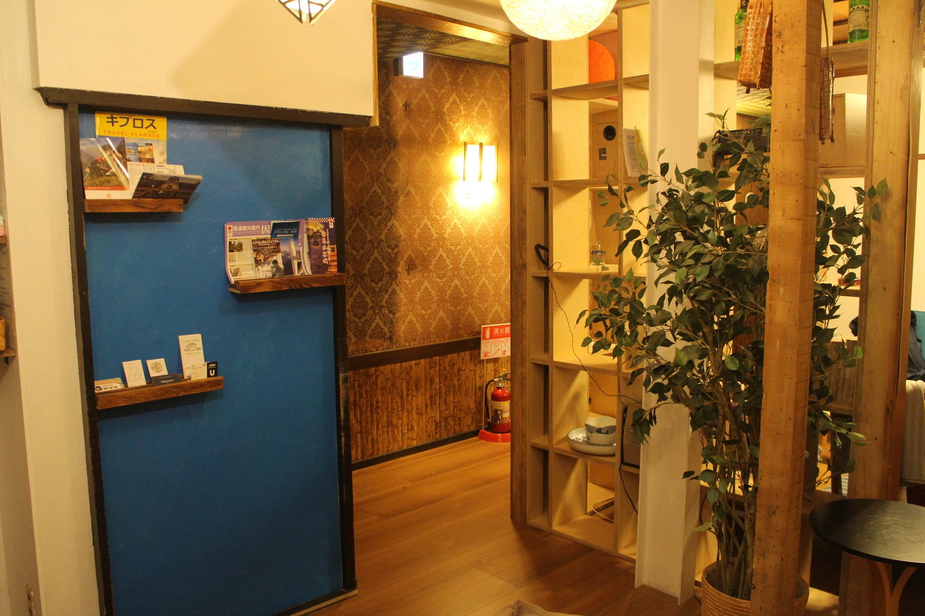 レンタルスペース【ホステル奈(からなし)】ゲストハウスの共有部スペースを貸切り利用の写真7