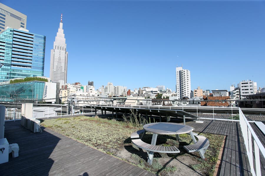 【南新宿駅からすぐ】自然光が心地良いワーキングスペース　y-valleyの写真8