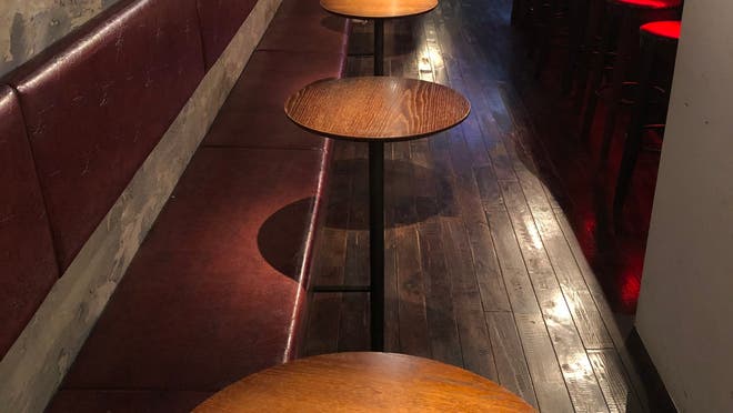 なんば駅5分! 楽器演奏やビデオ鑑賞会も可能なバーの貸し出し! ママ会に、商談会にも最適なスペース!の写真5