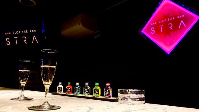 茨城県唯一のスロットバー!オフ会、パーティー、合コン、youtube撮影等に最適!リニューアル直後で綺麗です!の写真1