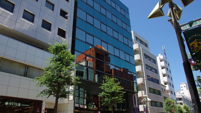 【吉祥寺駅徒歩5分】2面鏡天井高3m横幅10m!フローリング、30人までのくらいまでのダンス、WS、イベント、パーティ等にの写真9