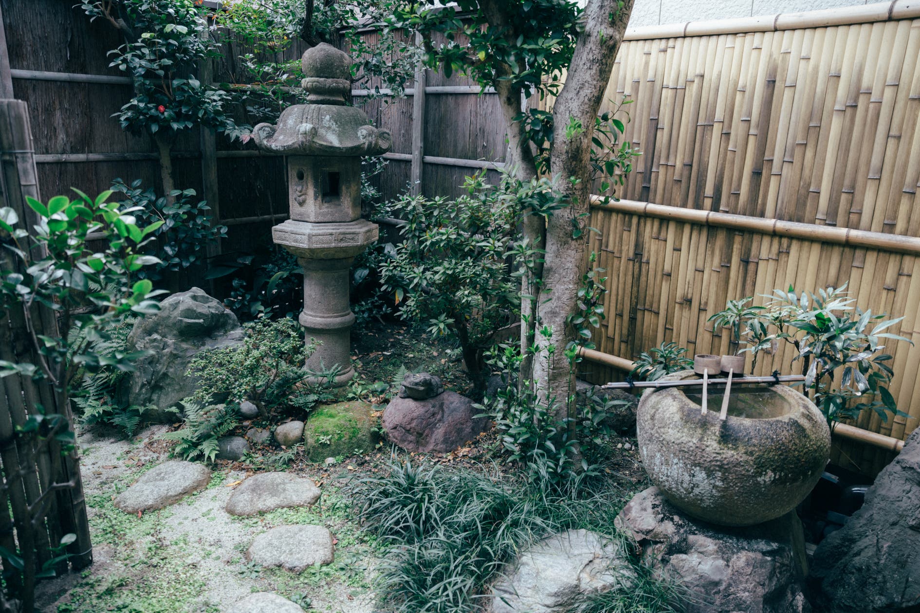 ロケ・撮影・茶道・書道に最適。門構え・床の間・和室・庭あり築100年の古民家。の写真28