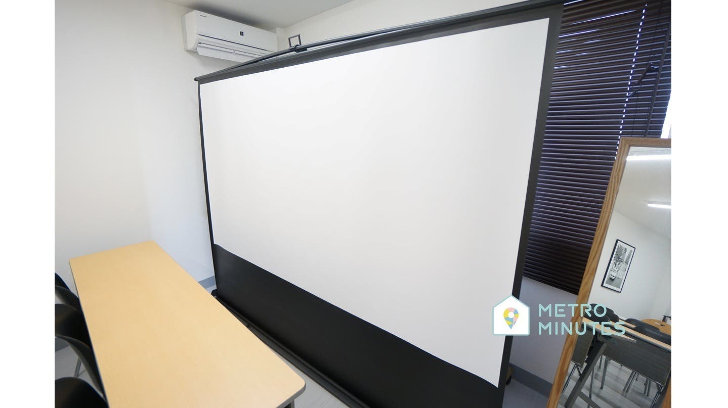 ＜ロード会議室＞本町駅4分・20名収容！光Wi-Fi📶プロジェクター無料🎥セミナー/会議/ワークショップ/ボードゲームの写真9