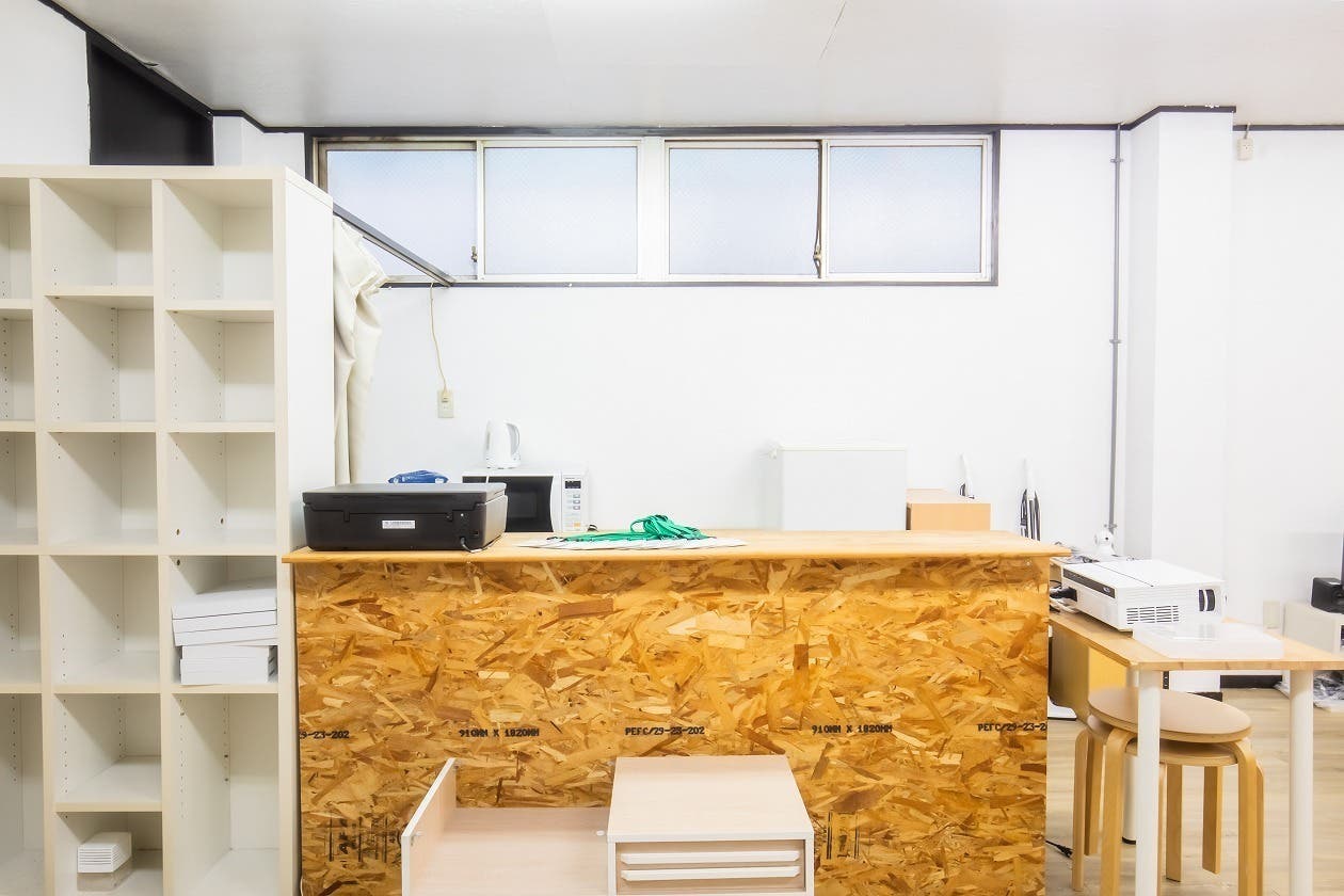 PLANT ACT ゲーム会に最適！ゲーミングモニター６台完備の写真6