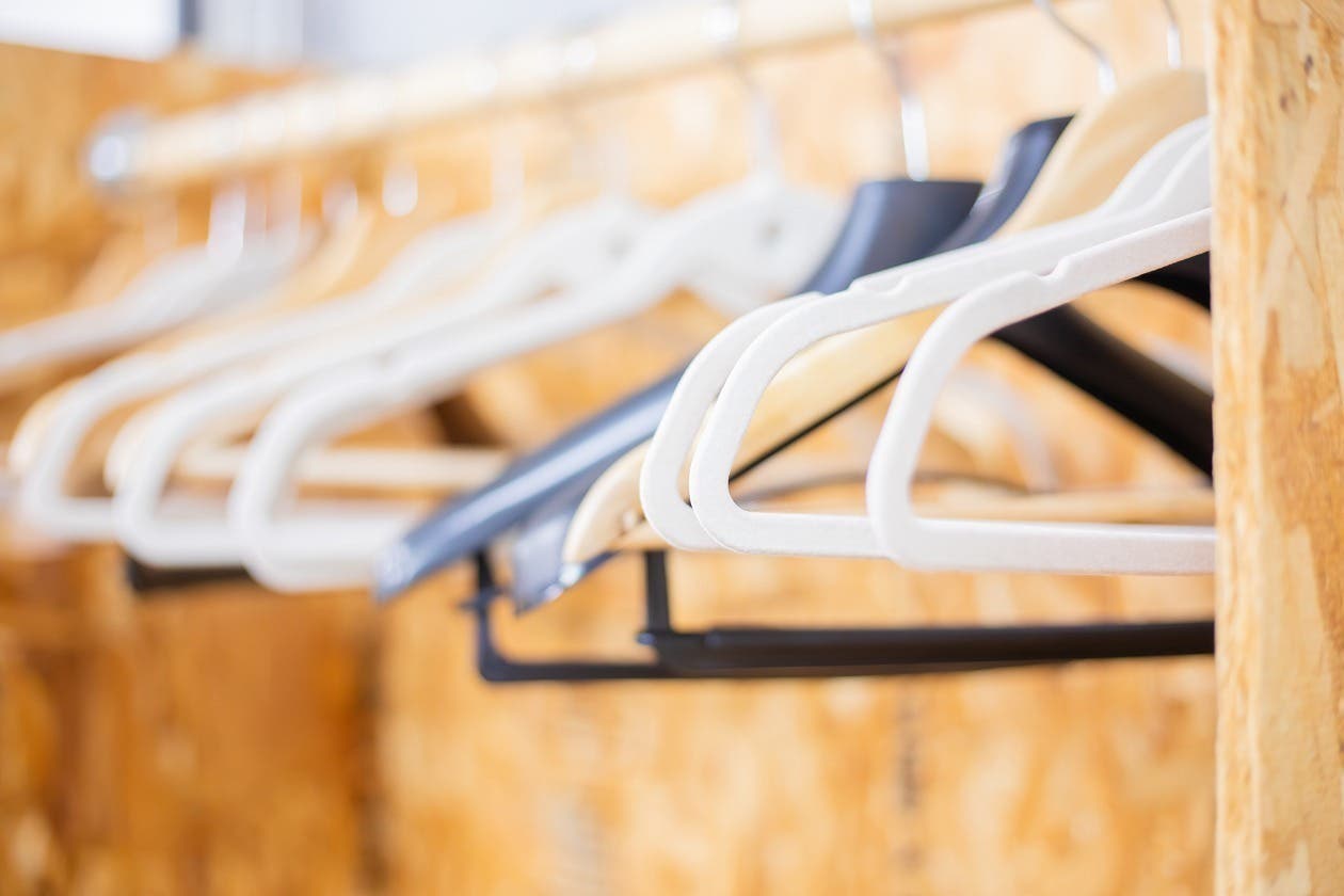 PLANT ACT ゲーム会に最適！ゲーミングモニター６台完備の写真9