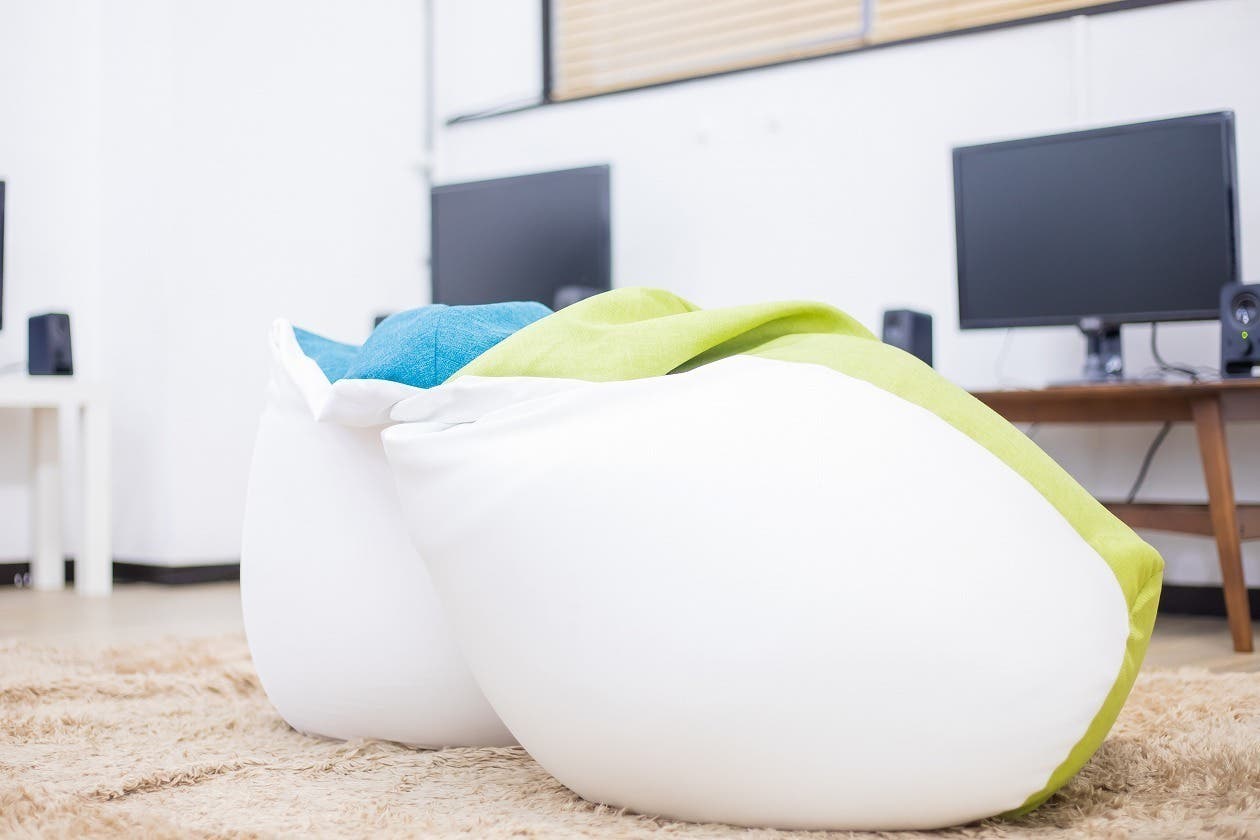 PLANT ACT ゲーム会に最適！ゲーミングモニター６台完備の写真11