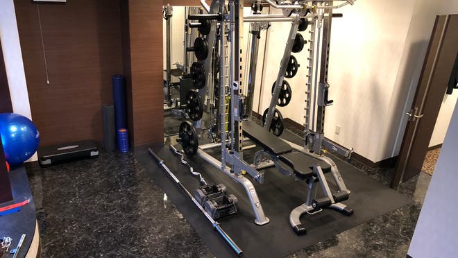 レンタルパーソナルトレーニングジム!トレーニングや会議利用などに!の写真1