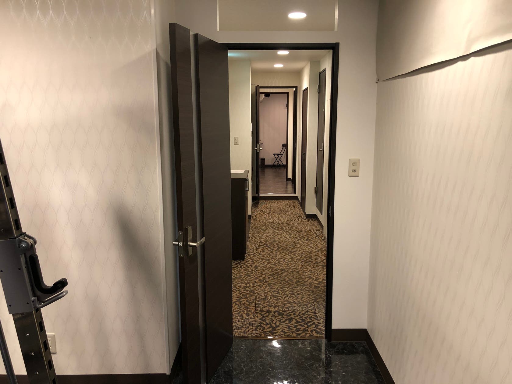 レンタルパーソナルトレーニングジム！トレーニングや会議利用などに！の写真5