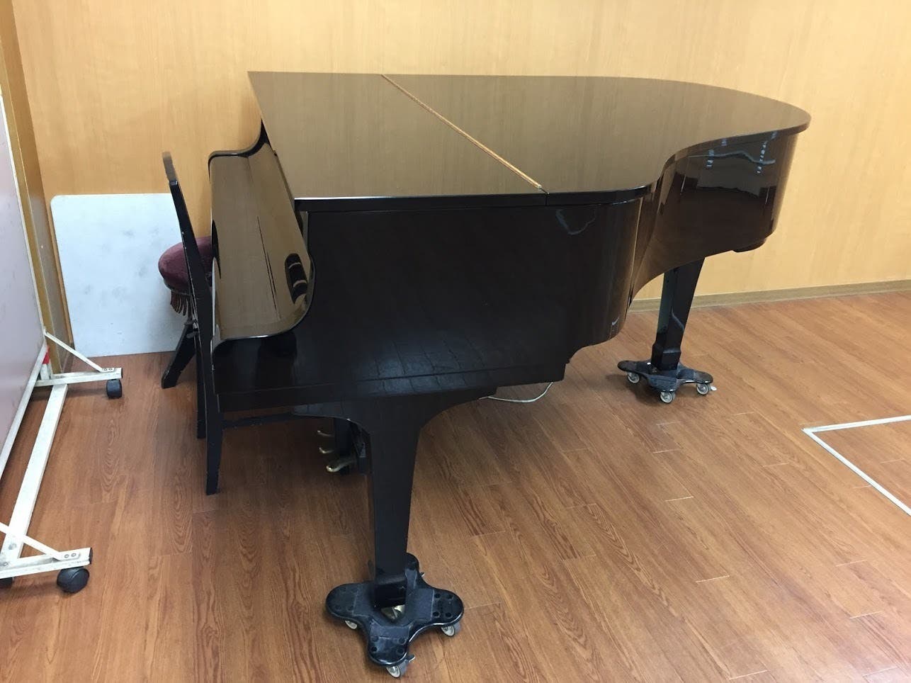 グランドピアノ　（ヤマハG2）の画像1