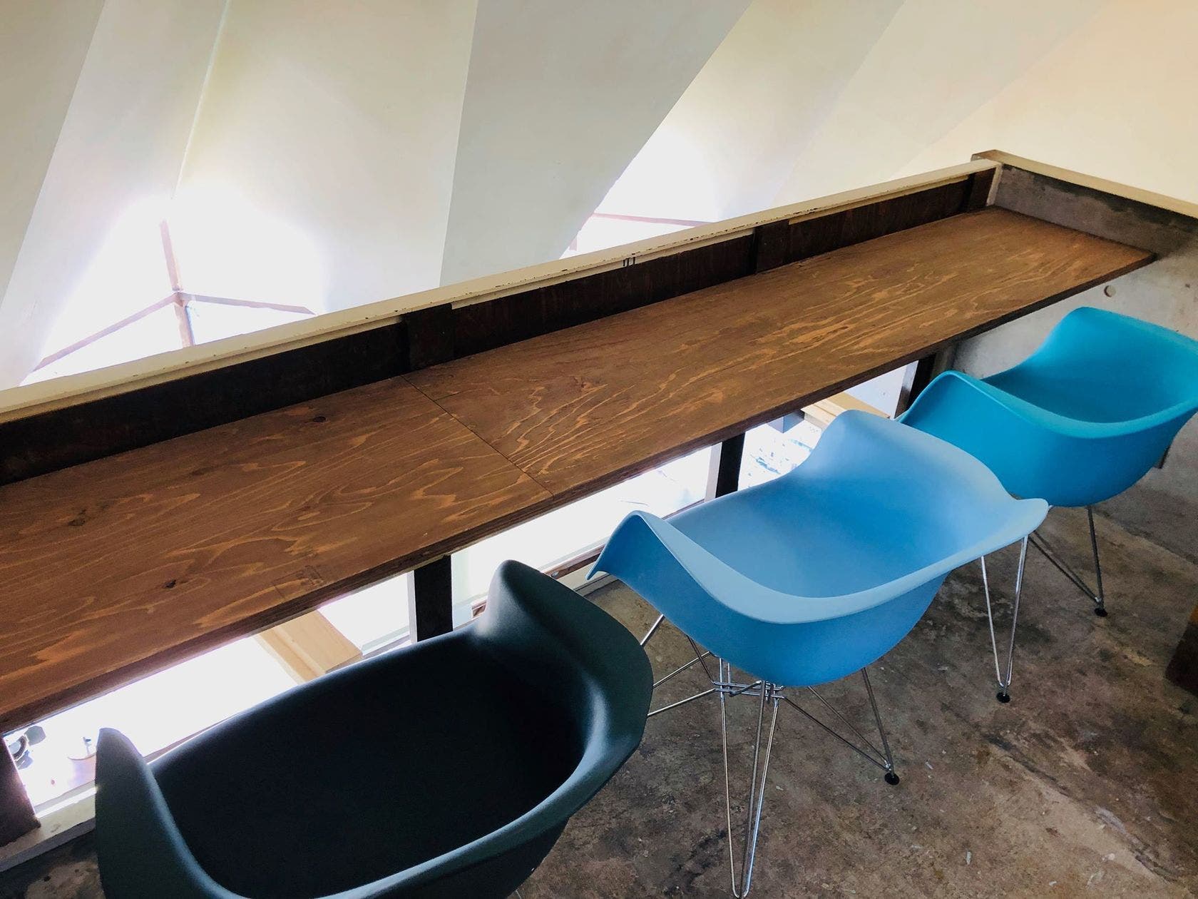 リモートワークもバーもカフェも教室もBBQも撮影もできるキッチン付き海見え秘密基地の写真9