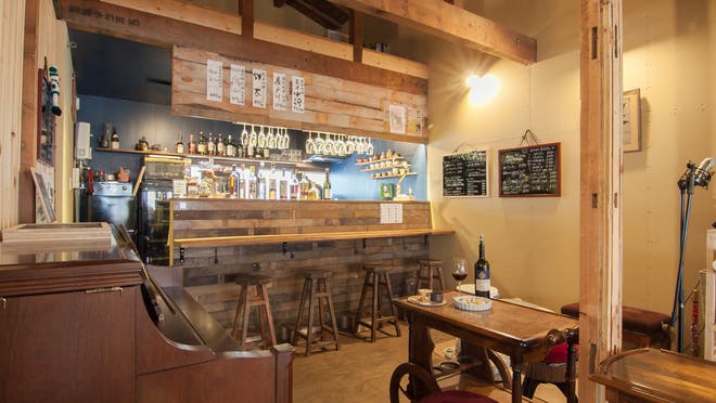 【菊水・学園前駅近】和室とバーカウンター|生ピアノPA完備|撮影・ライブOKの写真3