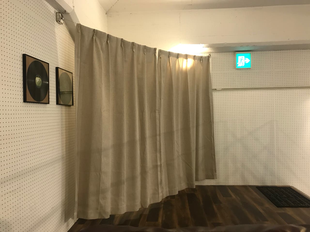 更衣室(フィッティング)の画像1