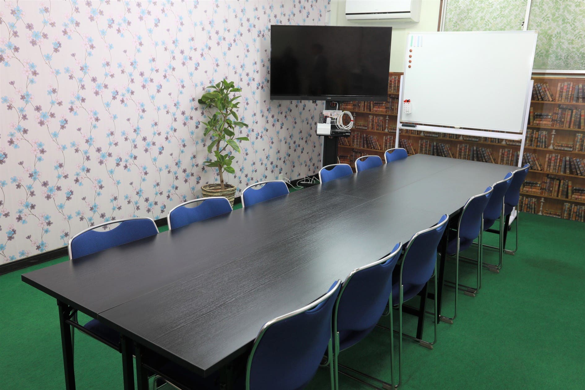 【京都・西院駅前キョウシン】駅から徒歩１分の超近場！　２０名収容可能で会議から騒げる楽器演奏やダンスにも使用可能の写真5