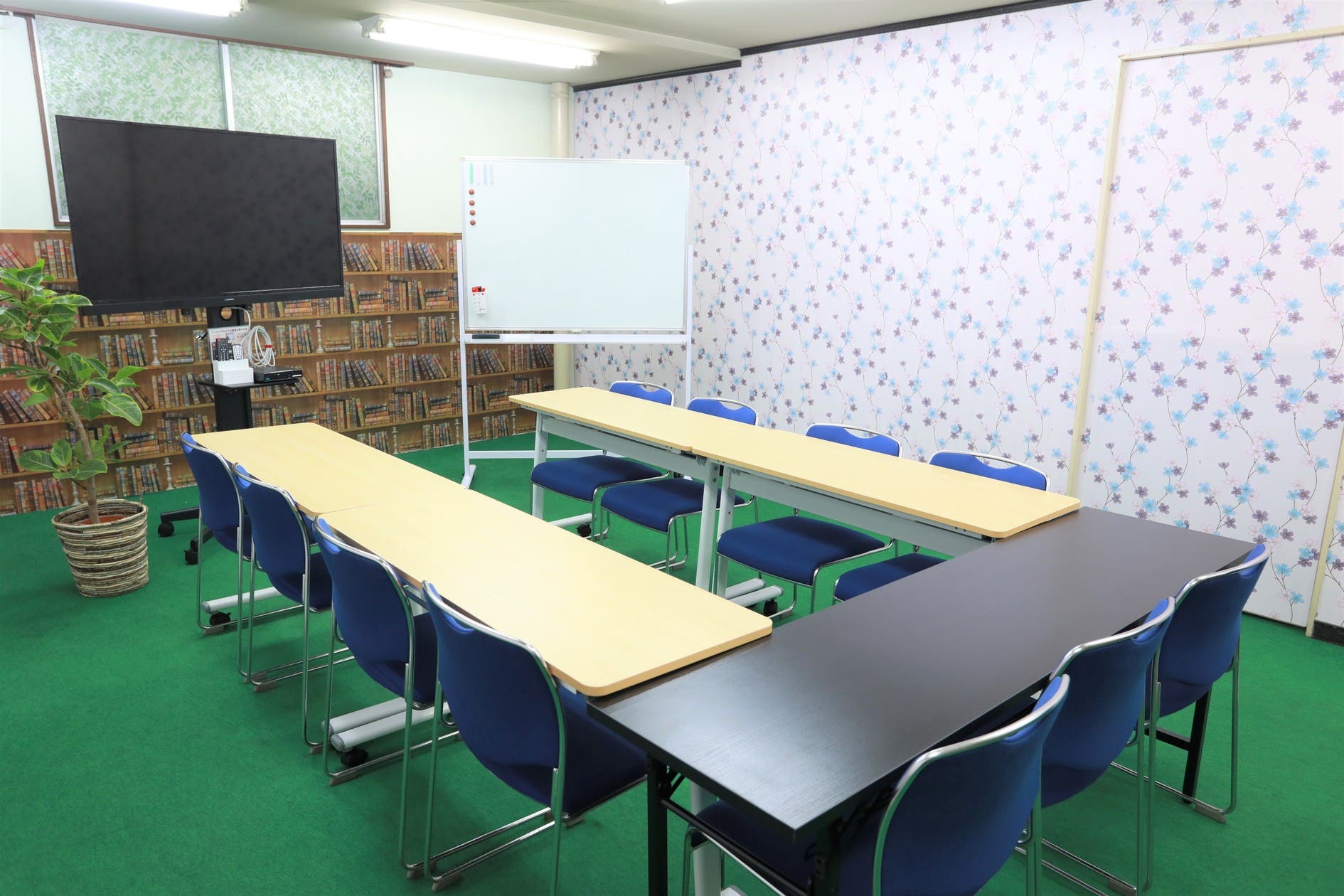 【京都・西院駅前キョウシン】駅から徒歩１分の超近場！　２０名収容可能で会議から騒げる楽器演奏やダンスにも使用可能の写真6