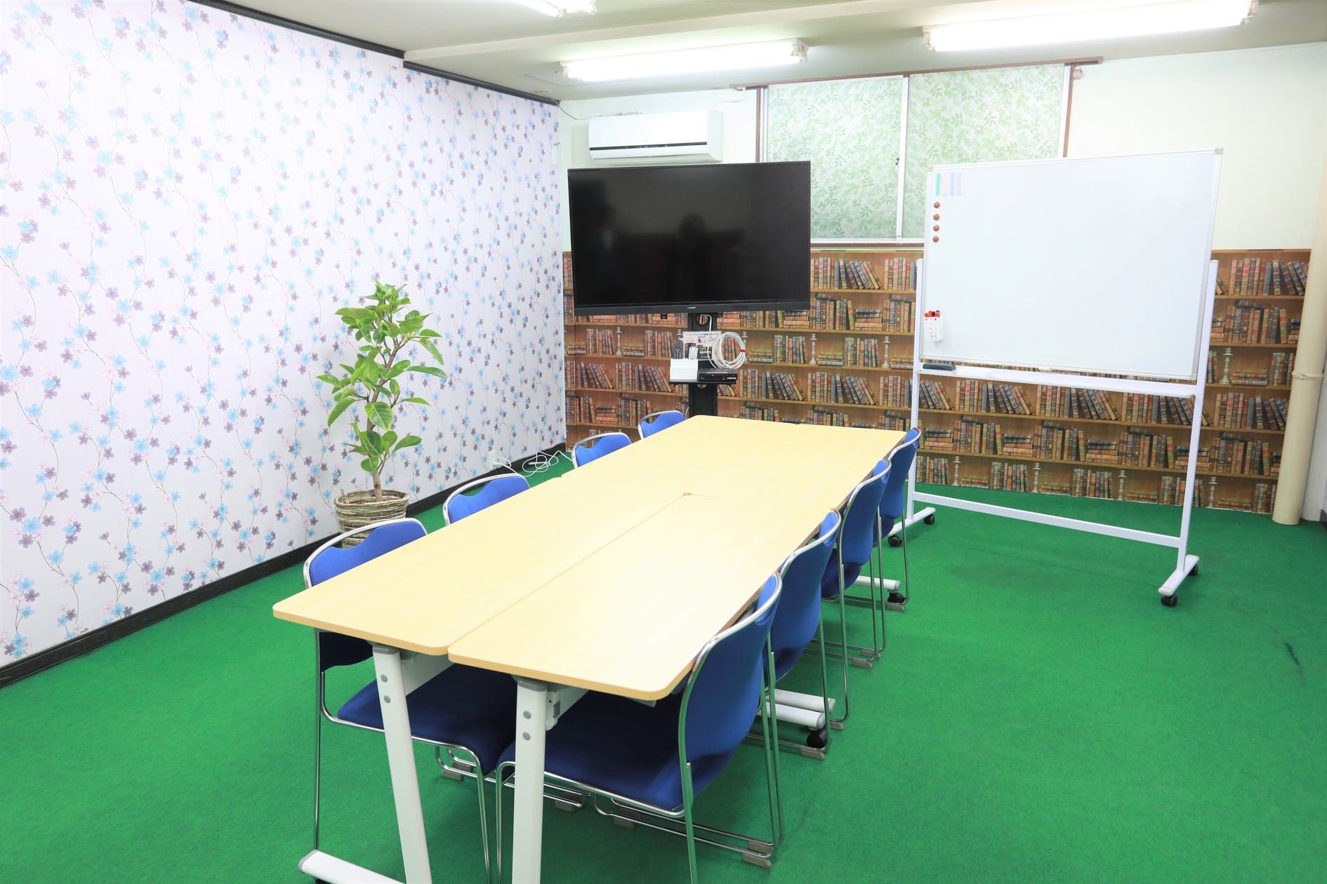 【京都・西院駅前キョウシン】駅から徒歩１分の超近場！　２０名収容可能で会議から騒げる楽器演奏やダンスにも使用可能の写真8