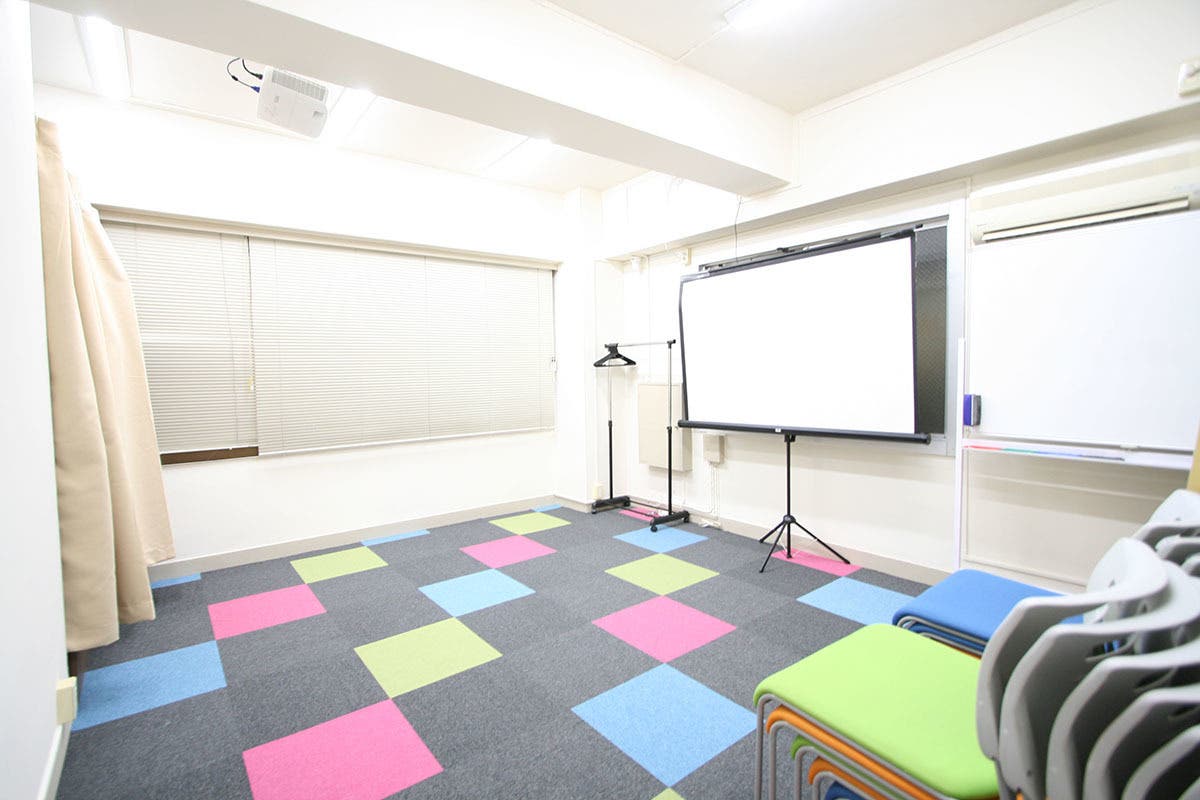 【秋葉原駅徒歩2分！同規模でダントツ最安！】20名利用可！プロジェクター・WiFi全て無料！ふれあい貸し会議室 秋葉原No21の写真10