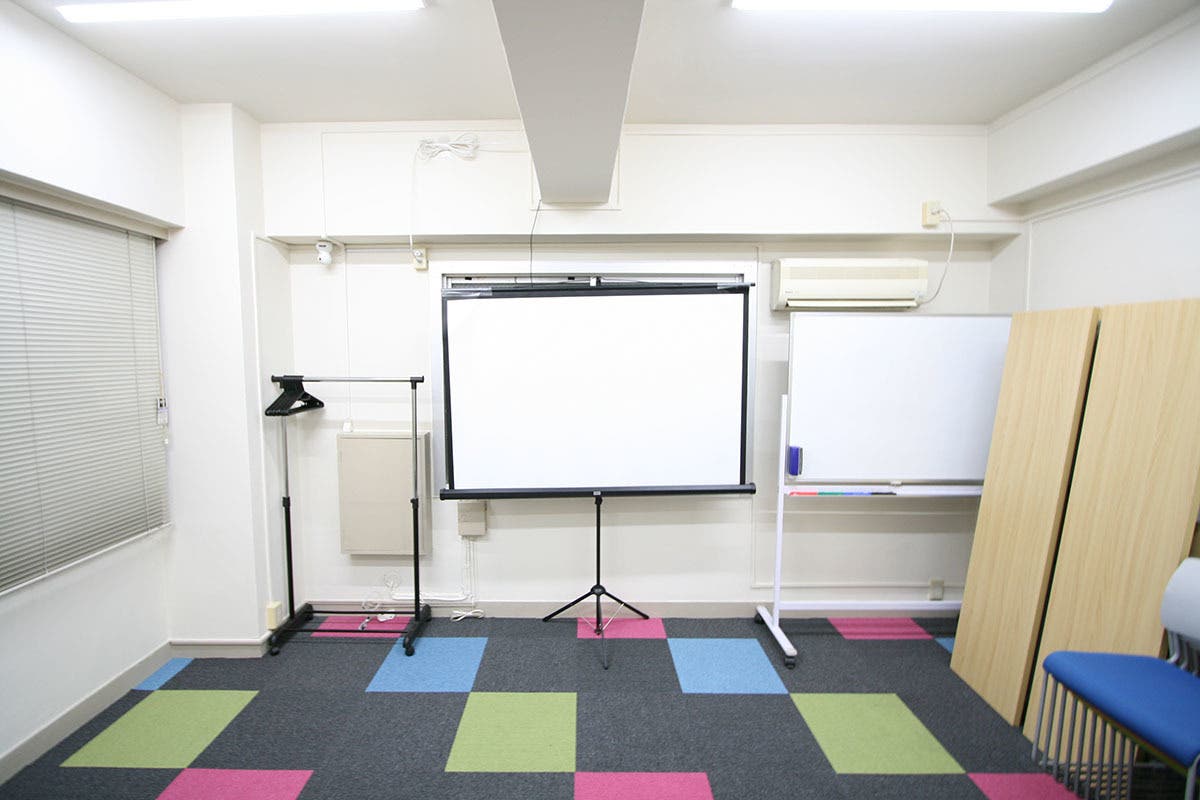 【秋葉原駅徒歩2分！同規模でダントツ最安！】20名利用可！プロジェクター・WiFi全て無料！ふれあい貸し会議室 秋葉原No21の写真11
