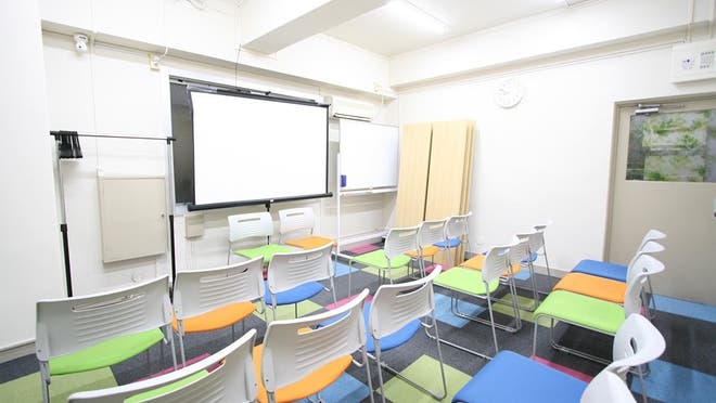 【秋葉原駅徒歩2分!同規模でダントツ最安!】20名利用可!プロジェクター・WiFi全て無料!ふれあい貸し会議室 秋葉原No21の写真12